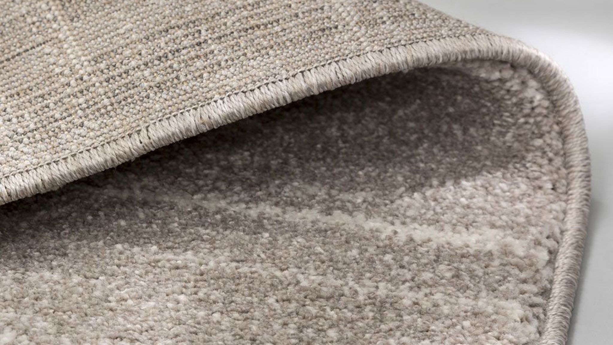 Teppich Ratgeber: Tipps zum Teppichboden kaufen – Moebel Staude