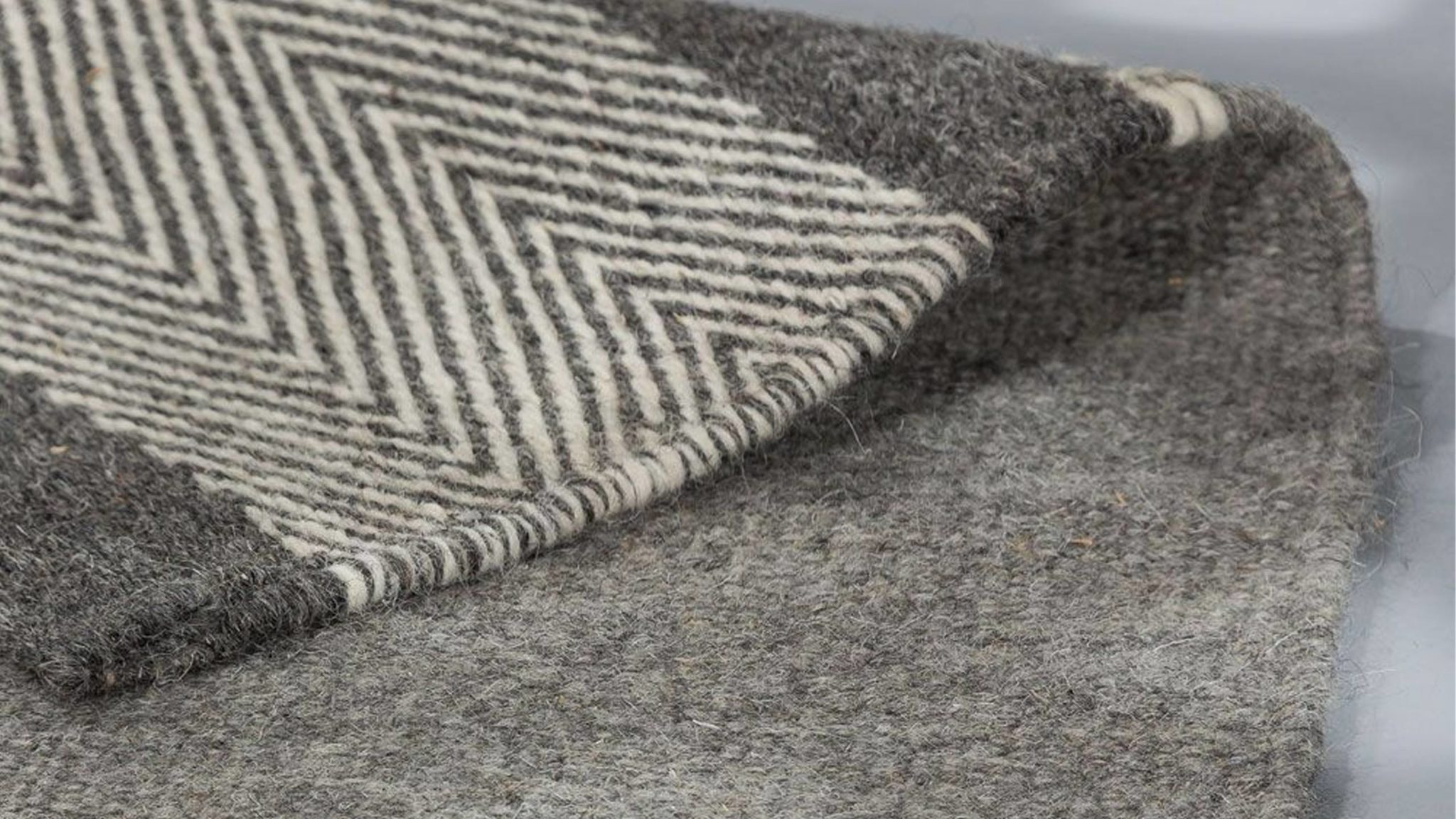 Teppich Ratgeber: Tipps zum Teppichboden kaufen – Moebel Staude